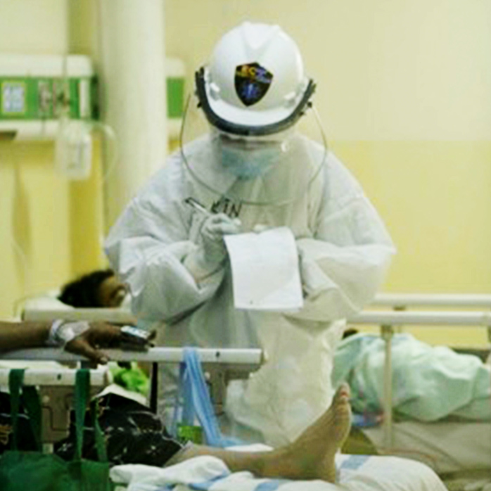 Government, people need to understand each other: Indonesian doctor - CGTN