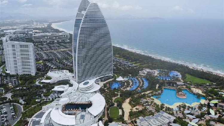 Flying high with Hainan - CGTN