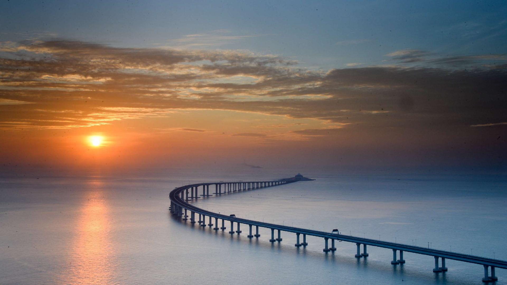 China plans Greater Bay Area airport cluster by 2025 - CGTN