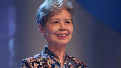 China's first TV host Shen Li dies at 87 - CGTN