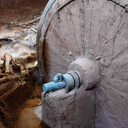 Restored ancient noble vehicle shows luxury royal life 3,000 years ago ...