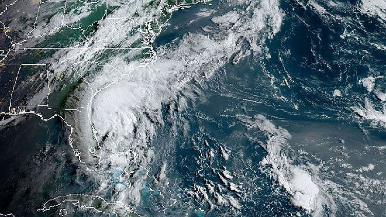 Isaias makes landfall in North Carolina as Category 1 hurricane - CGTN