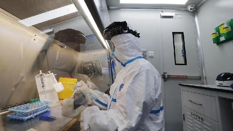 Mobile nucleic acid lab delivered to Shanghai airport - CGTN