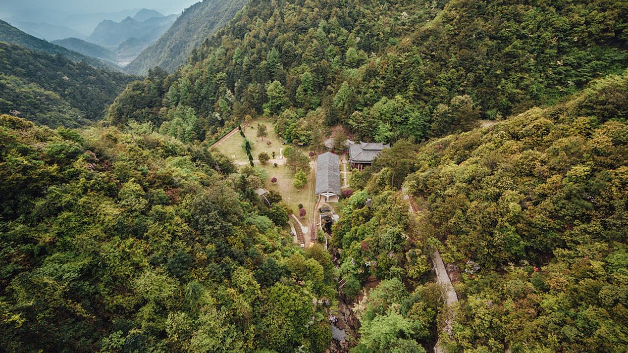 Live: Explore mysterious gold mines in east China - CGTN