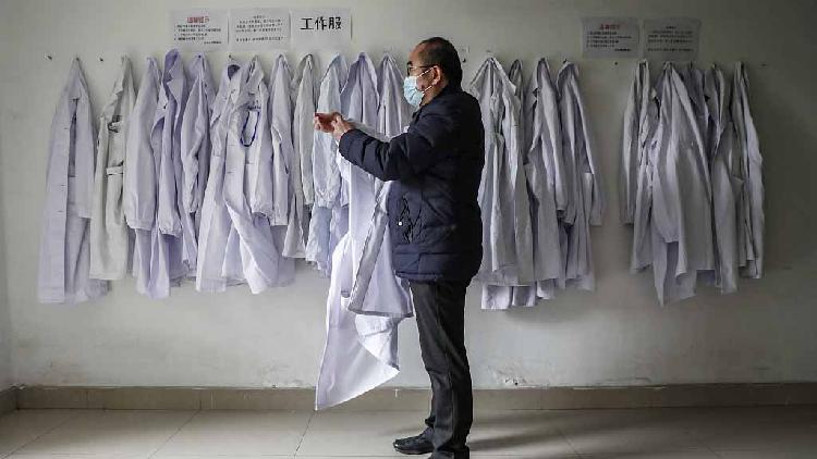 Live: A revisit of Wuhan Jinyintan Hospital on Chinese Doctors' Day - CGTN
