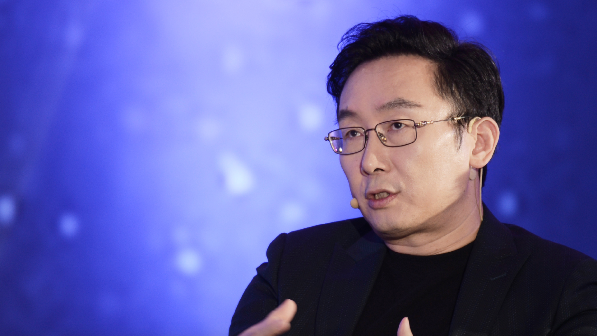 Director Lu Chuan reveals his latest shooting plan at BJIFF's forum - CGTN