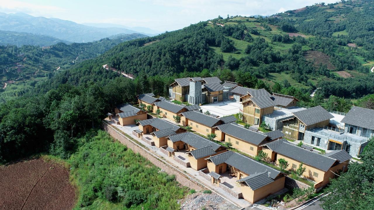 147 homes built for mountain villagers in China's anti-poverty drive - CGTN