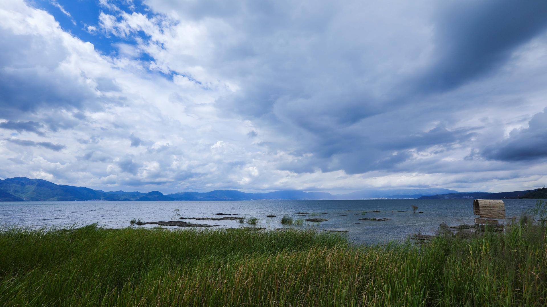 Fuxian Lake: The deepest lake in Yunnan is shining on the plateau - CGTN