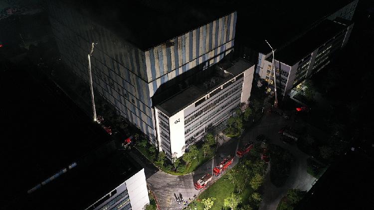 Three killed as fire erupts at Huawei construction site in S. China - CGTN