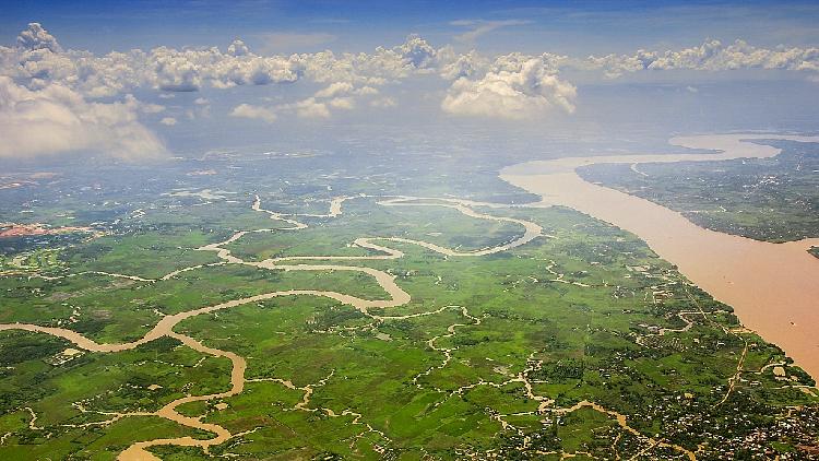 The Lancang River in two colors - CGTN