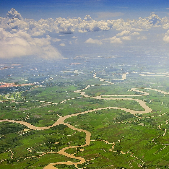 The Lancang River in two colors - CGTN