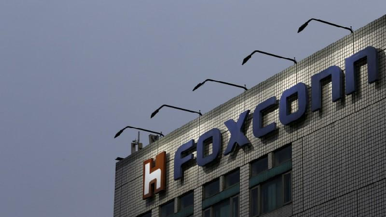 Foxconn's big Wisconsin project hinges on unsecured government support ...