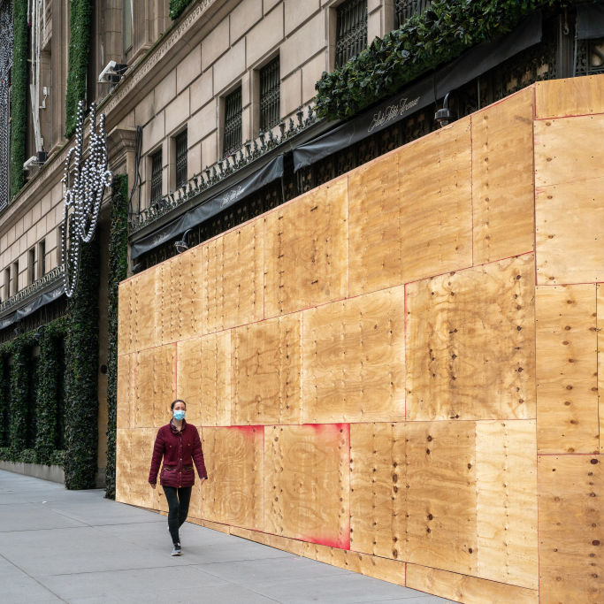 NYC businesses board up store fronts before presidential election - CGTN