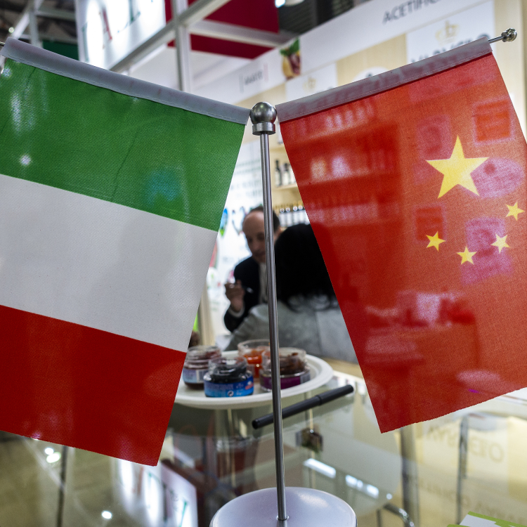 Second China-Italy Finance Dialogue reaches 20 consensuses - CGTN