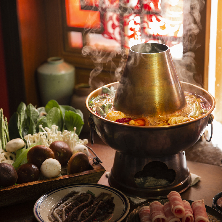 Keep cold at bay during Winter Solstice with hot pot - CGTN