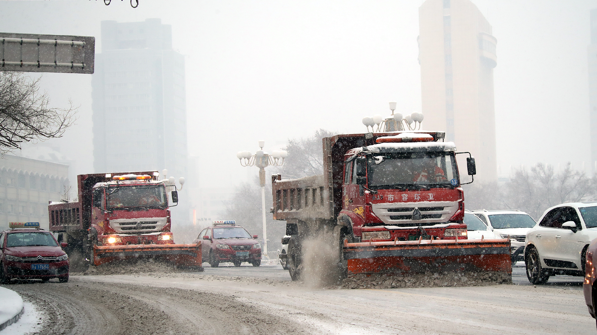 Cold wave sweeps across China - CGTN