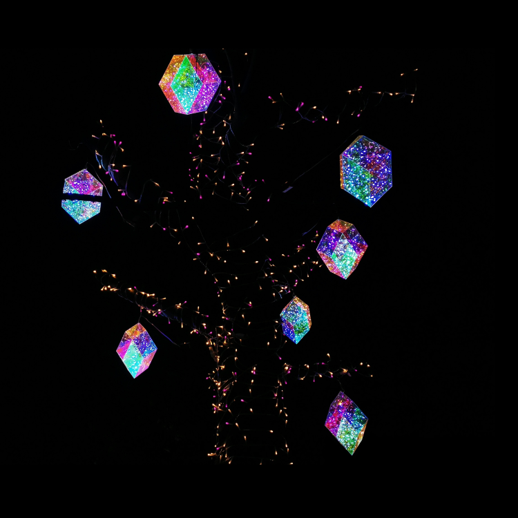 LED lights dazzle in Shanghai plaza - CGTN