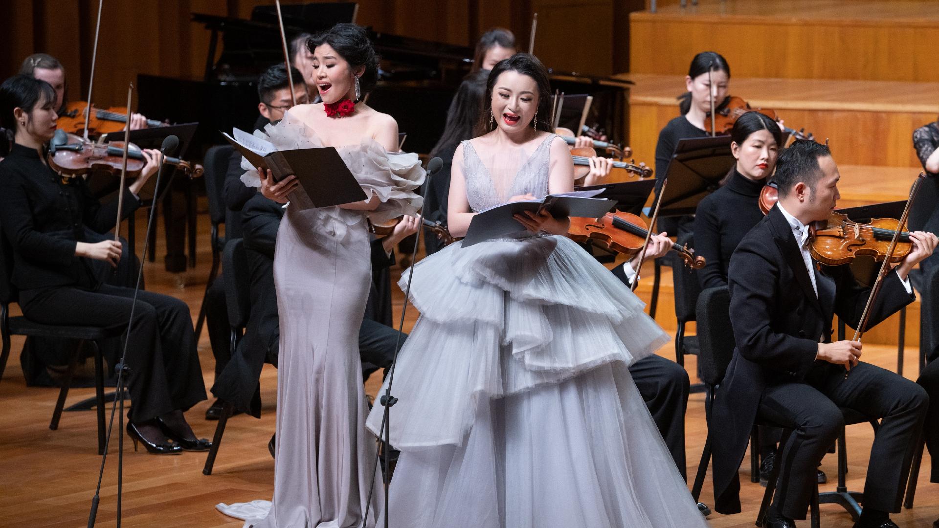 World's first 5G+8K cinema airs livestreaming symphony concert - CGTN