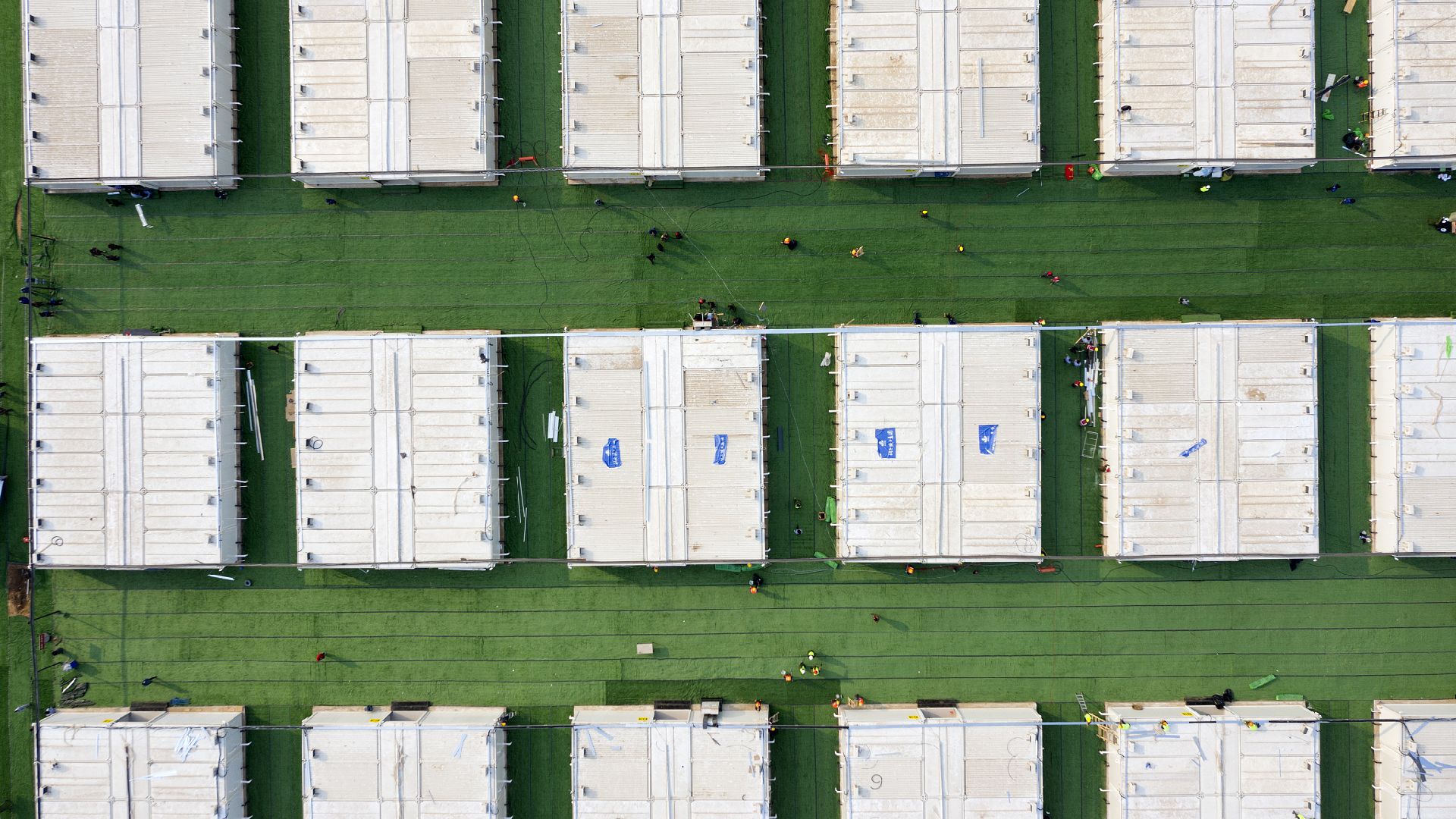 Live: Temporary quarantine homes being built in Hebei's Shijiazhuang - CGTN