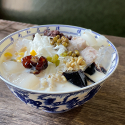 Ching Bo Leung with coconut milk – the sweetness of Hainan Island - CGTN