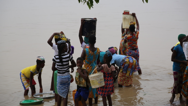 Women in Ghana face water crisis - CGTN