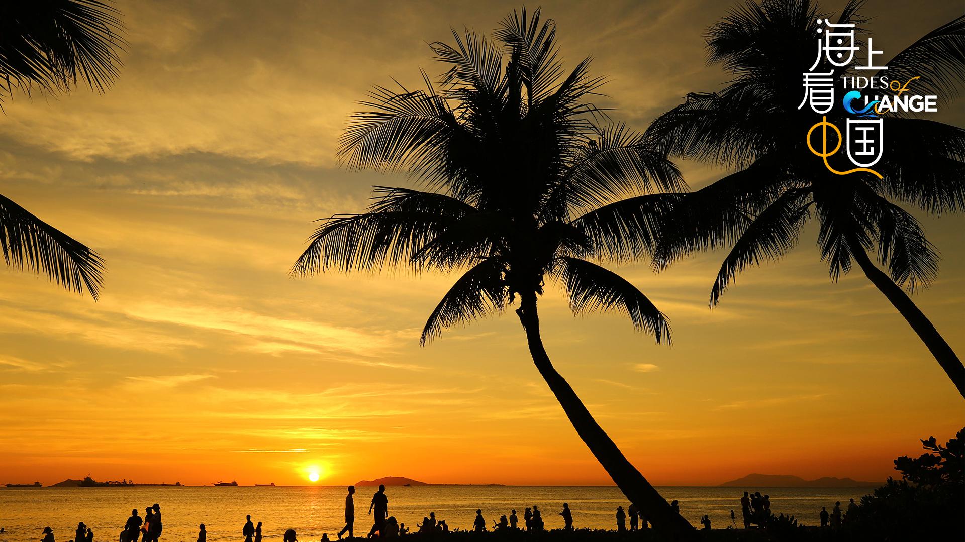 Live: Enjoy the sunset view from Sanya Bay in Hainan - CGTN