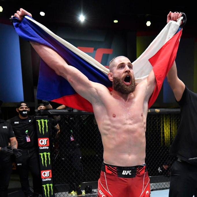 UFC Vegas: Jiri finishes Dominic Reyes in all-action classic - CGTN