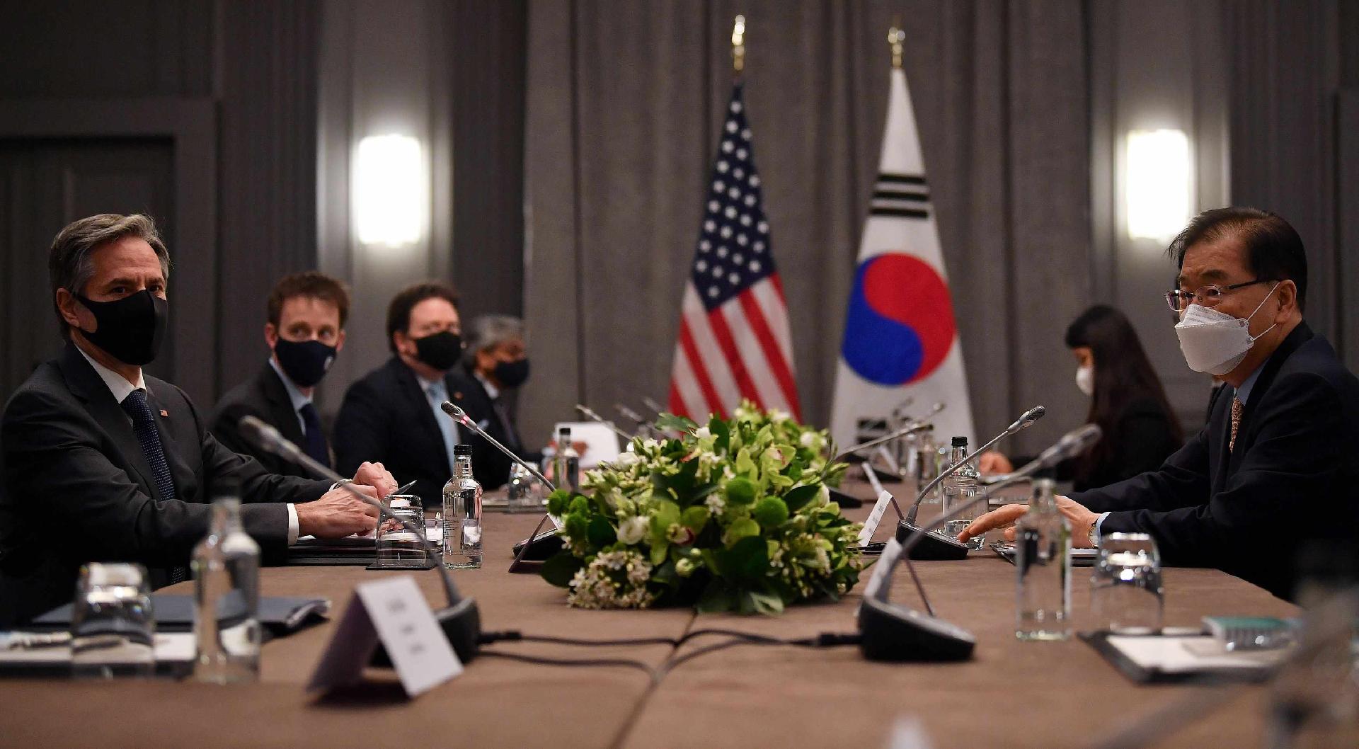 U.S. and ROK reaffirm their alliance at London meeting - CGTN