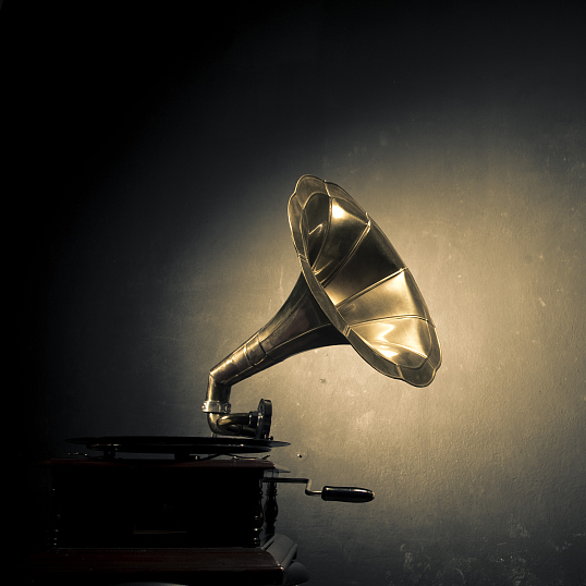 Live: Explore history through sound at Lushun Phonograph Museum - CGTN