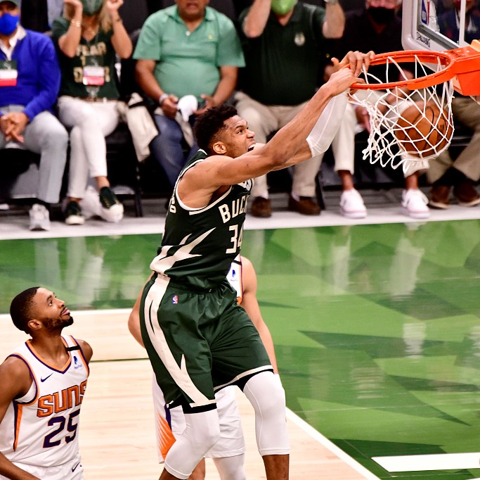 NBA highlights on July 11: Bucks win G3 to avoid desperate 3-0 trail - CGTN