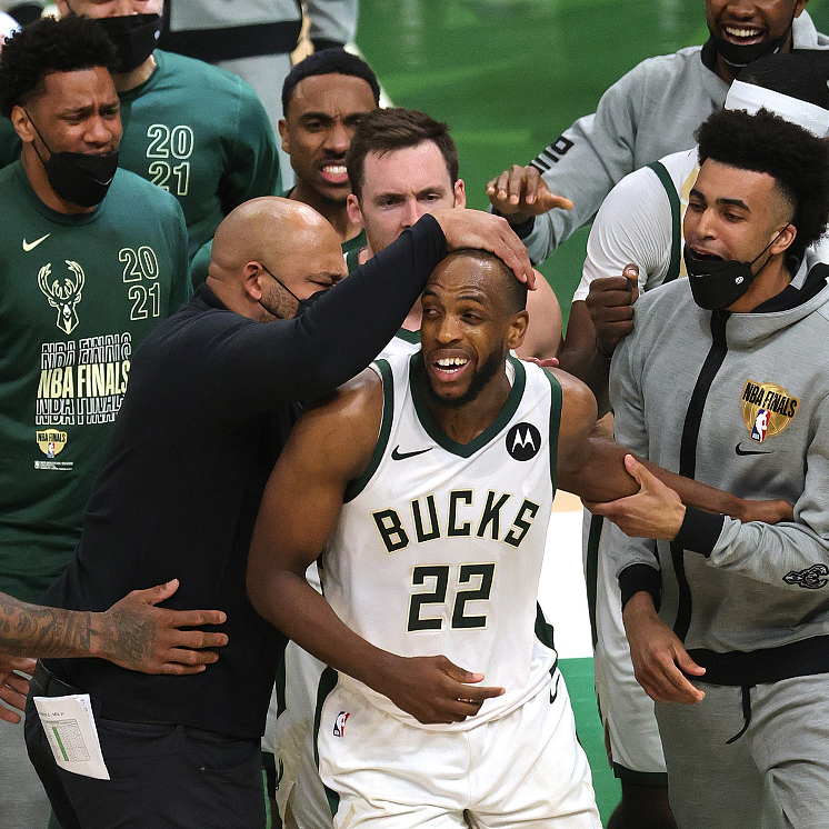 NBA highlights on July 14: Bucks tie Finals 2-2 with great resilience ...