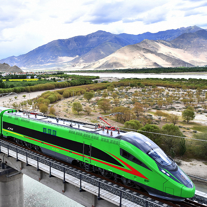 Tibet's new railway records 106,000 trips in first month of operation ...
