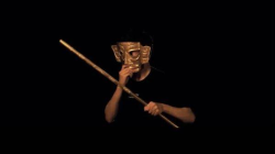 Vlogger's 'restored' golden rod of Sanxingdui goes viral - CGTN