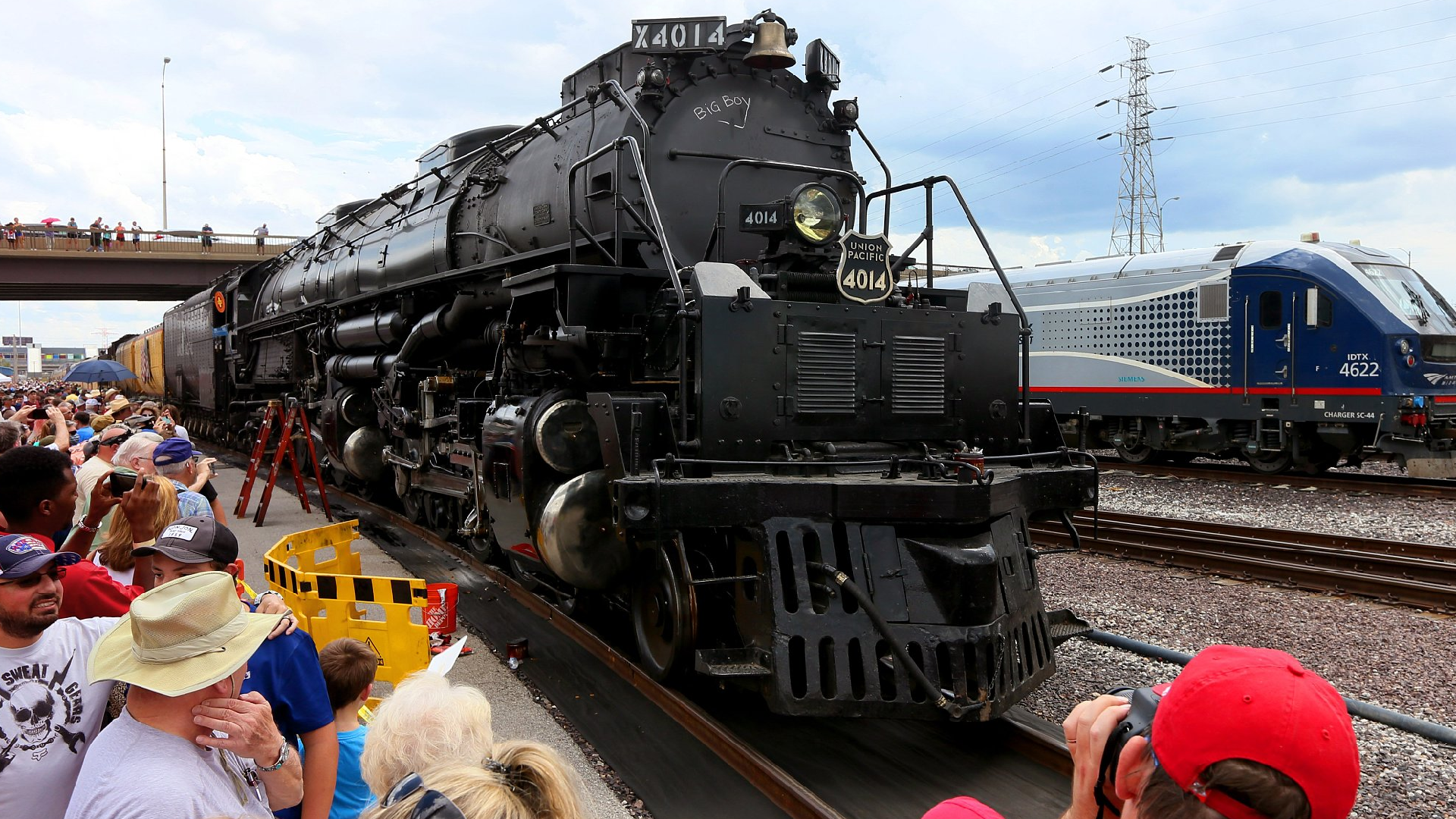 World's largest steam locomotive takes nationwide tour in U.S. - CGTN