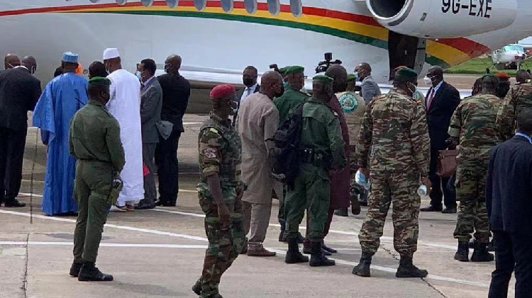 ECOWAS delegation in Guinea for talks with military - CGTN