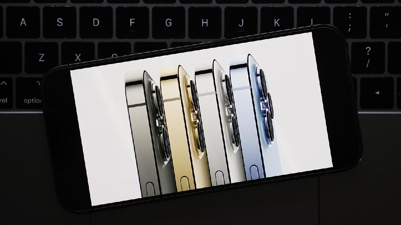 Apple's next iPhone mirrors last year's, adds more storage - CGTN