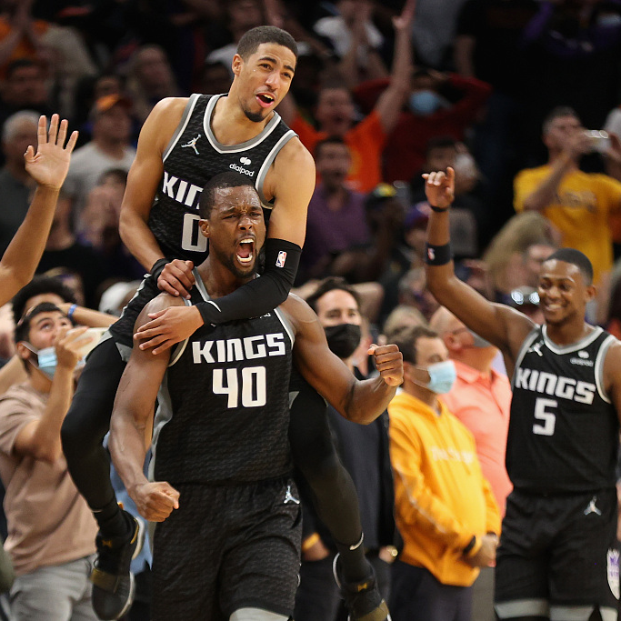 NBA highlights on Oct. 27: Barnes beats the buzzer for Kings - CGTN