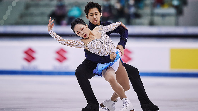 Chinese figure skaters win gold, silver at ISU Italian Grand Prix - CGTN