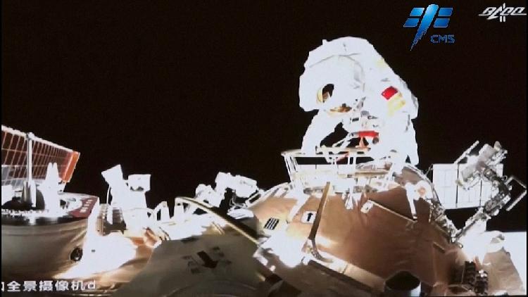Another milestone: China's first female EVA - CGTN