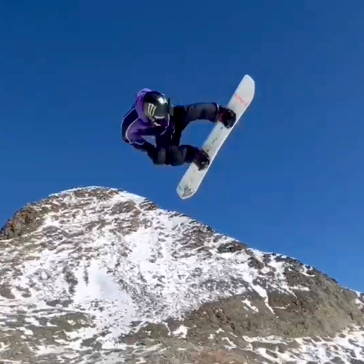 Chinese snowboarders show muscle before 2022 Winter Olympics - CGTN