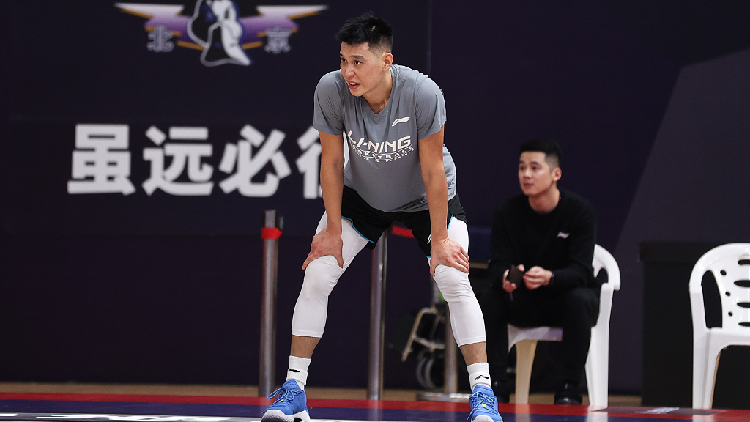 Jeremy Lin comes back and re-signs for CBA's Beijing Ducks - CGTN