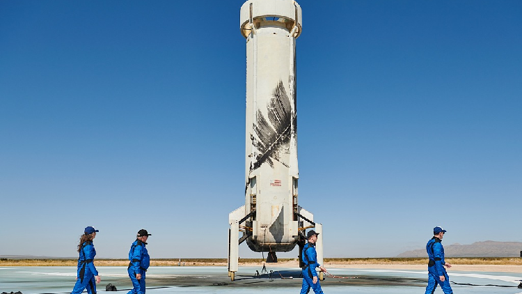 Work and play in space? NASA awards $415.6 million for new space hubs ...