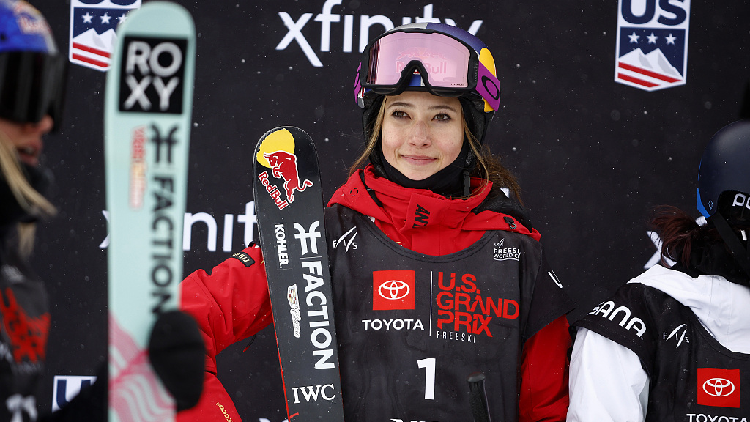 Gu Ailing wins halfpipe title at FIS World Cup U.S. Grand Prix - CGTN