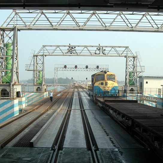 Live: Watch how train takes ferry across strait in S China - CGTN