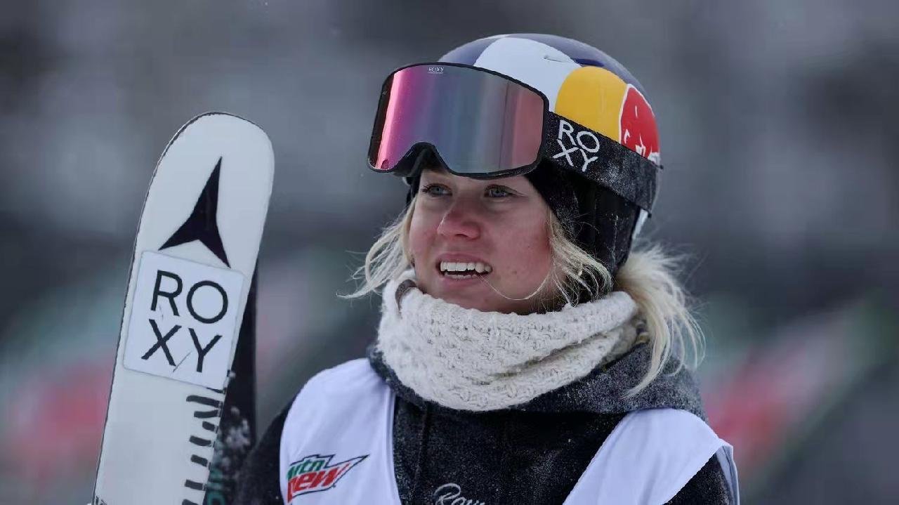 French freestyle skier Ledeux looking forward to her events - CGTN