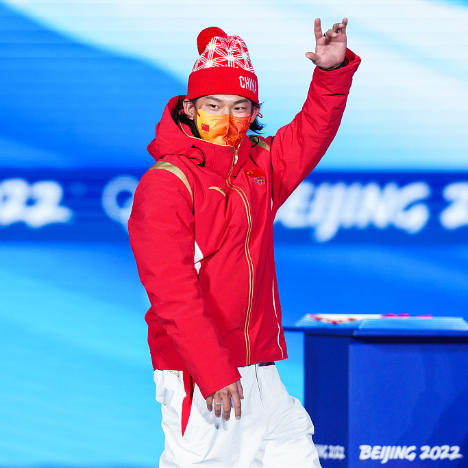 Chinese snowboarder Su Yiming: Love is why I do the sport - CGTN