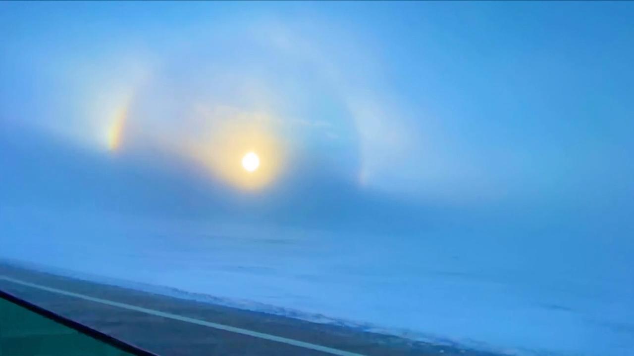 Minnesota driver witnesses rare 'sundog' on his drive to work - CGTN