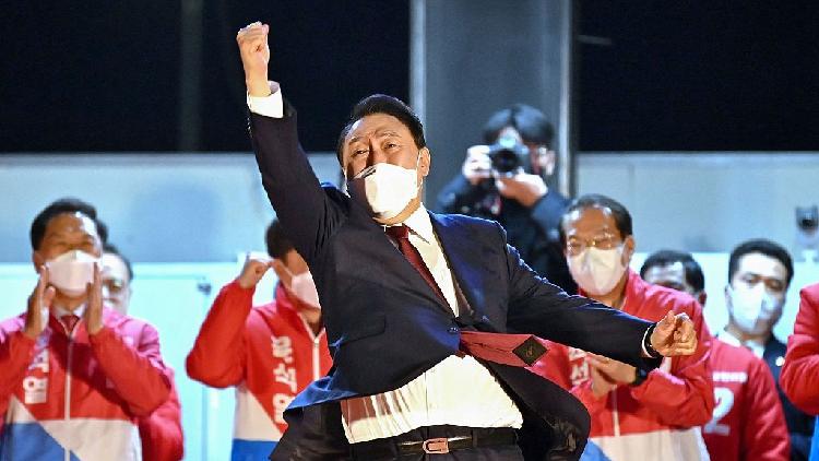 Yoon Suk-yeol elected South Korean president, vows national unity - CGTN