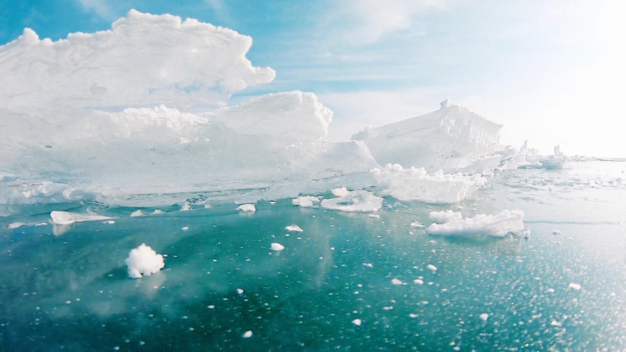 Ice shoves form at China's largest inland freshwater lake - CGTN