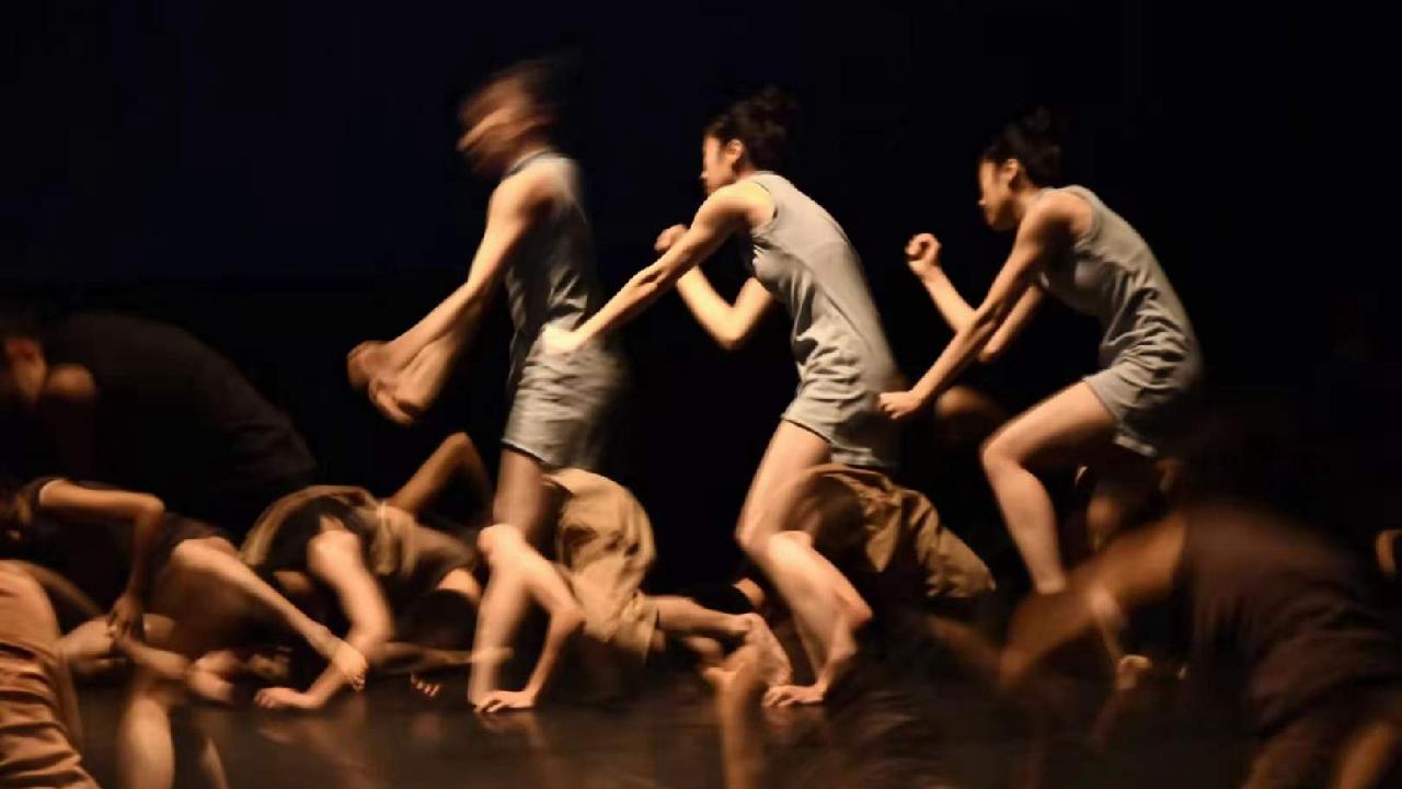 Renewed choreographer presents experimental modern dance in Guangzhou ...